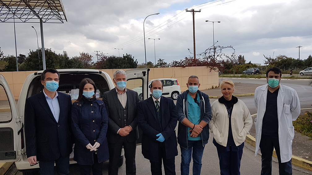 Προσφορά υγειονομικού υλικού στο Νοσοκομείο Χανίων - Τράπεζα Χανίων